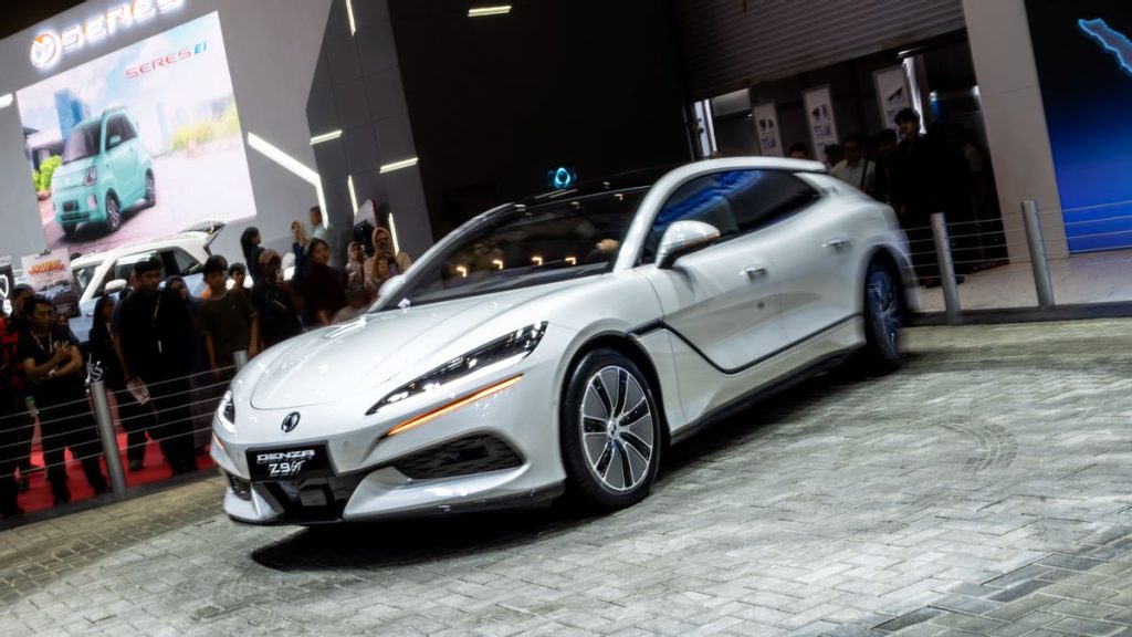 BYD Studi Denza Z9GT, Mobil Listrik Premium yang Siap Hadir di Indonesia